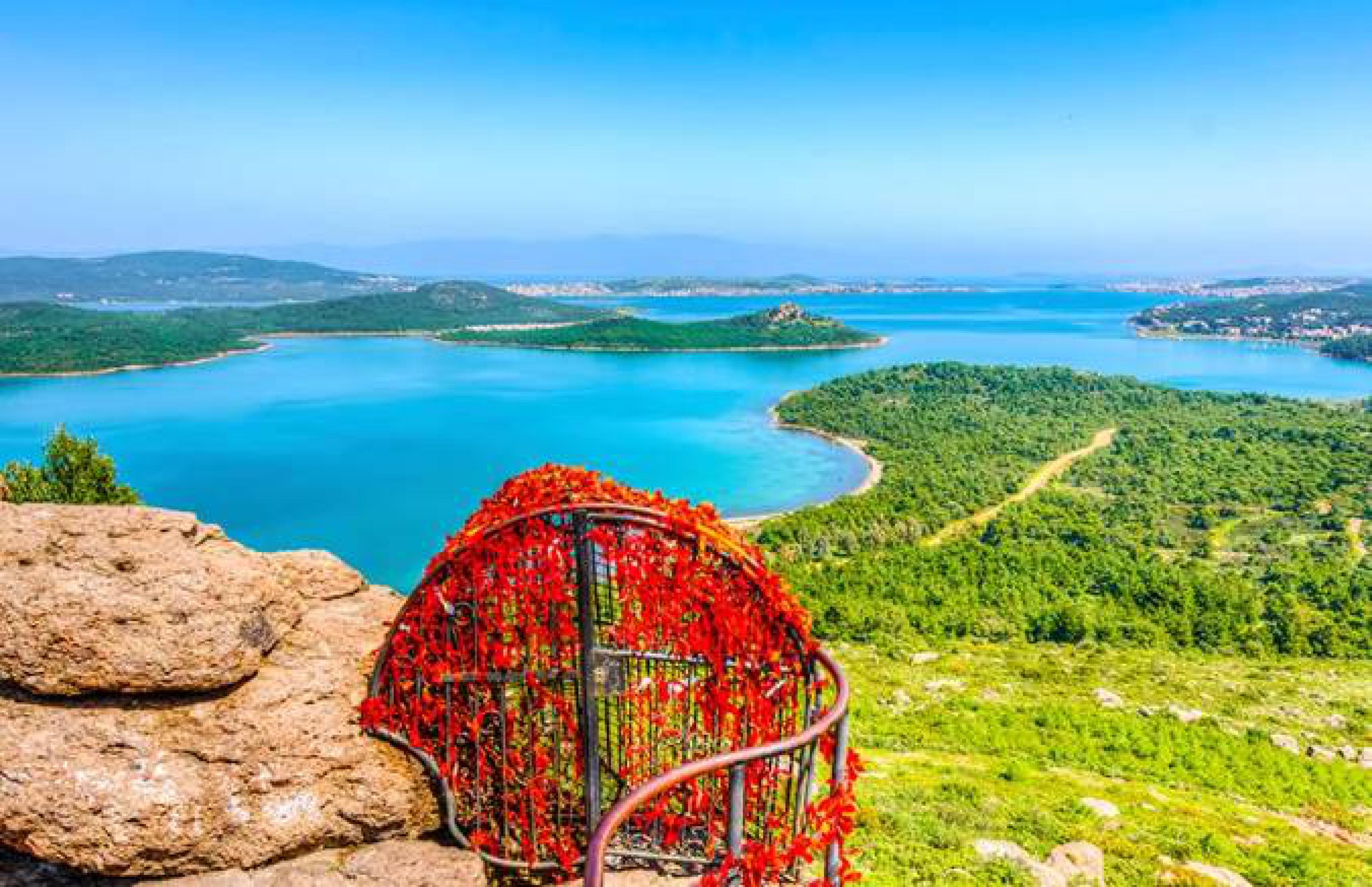 Cunda Adası'nda keşfedilecek yerler: Tripadvisor önerileri - Gezify